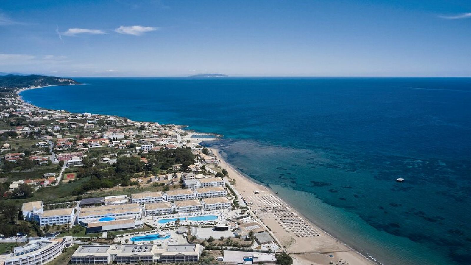 Hotel Sandy Beach Resort - Travelland